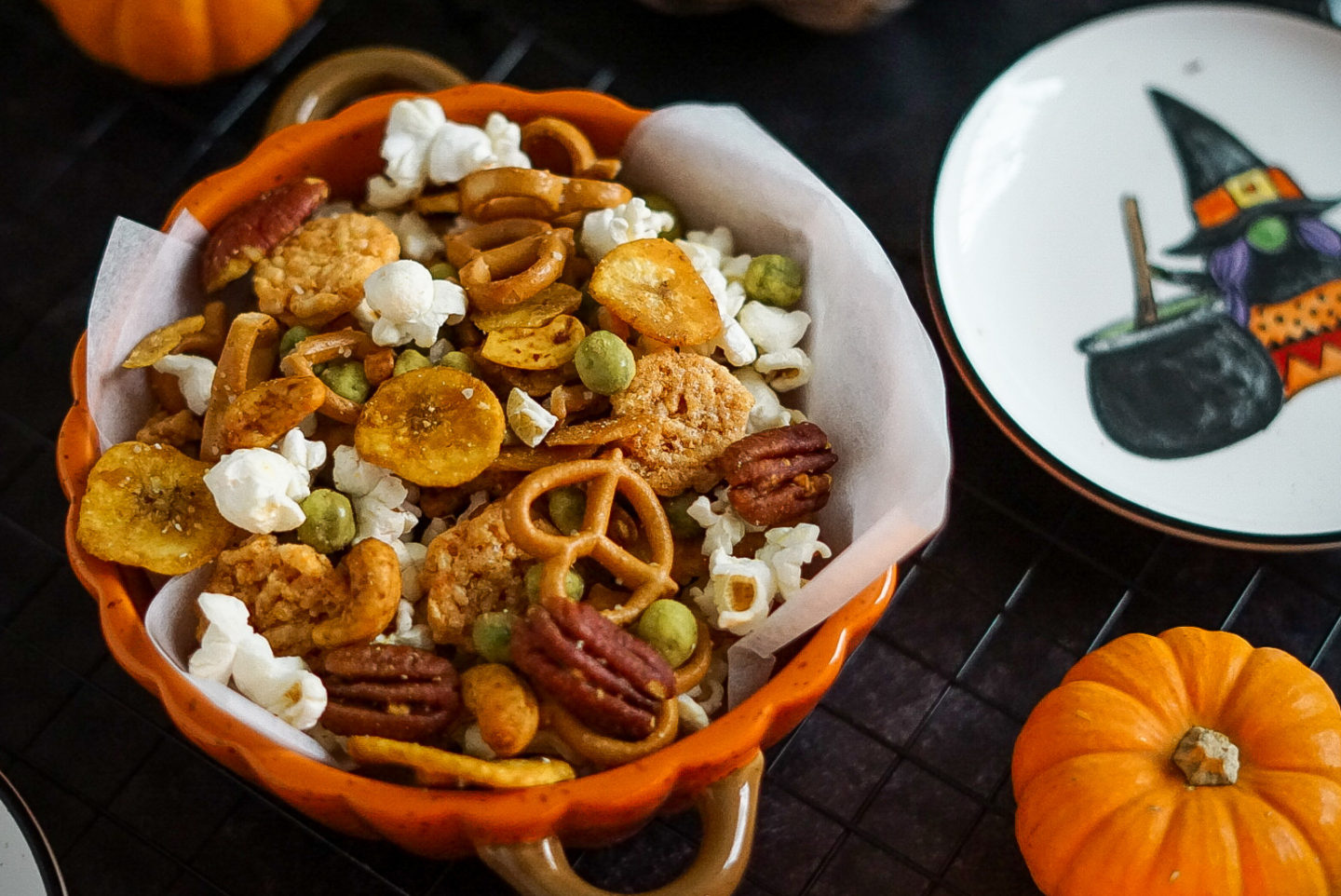 The Dreamiest Crunchy Vegan Snack Mix Nikki Vegan The Dreamiest Crunchy Vegan Snack Mix Nikki Vegan